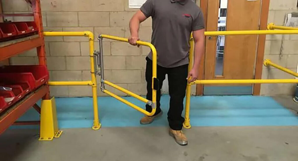 A Quick Guide for Industrial Safety Gates |Aotons
